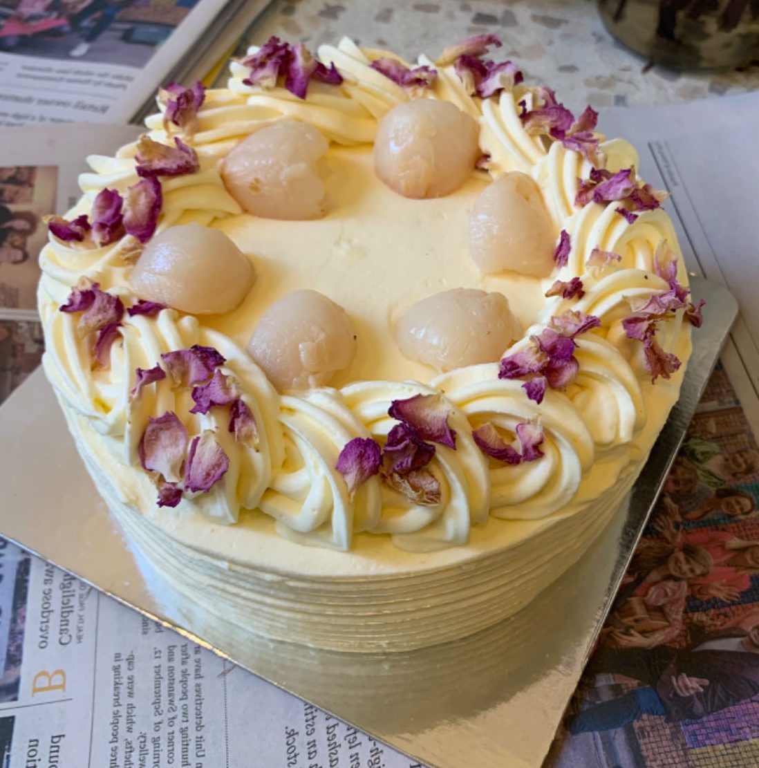 Lychee Rose Chiffon Cake – MakaMaka Cake